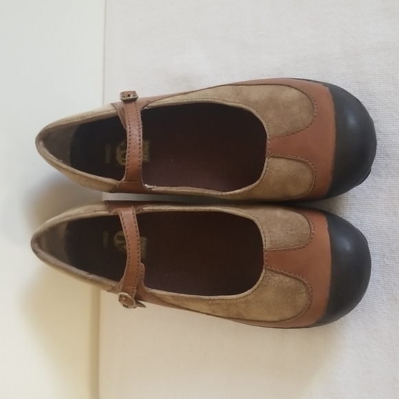 Merrell | Shoes | Merrell Ortholite Brown Leather Mary Jane Size 1 ...
